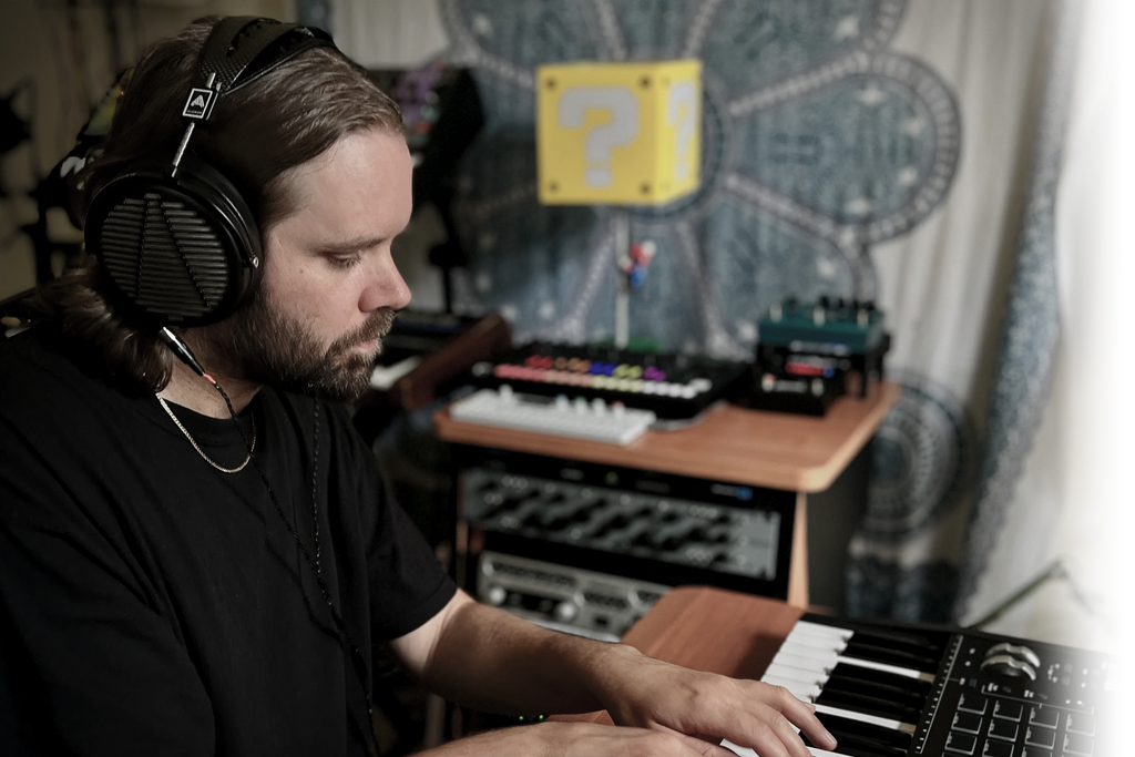 Audeze LCD-MX4 Planar Magnetic Over-ear Headphones | SKY By Gramophone