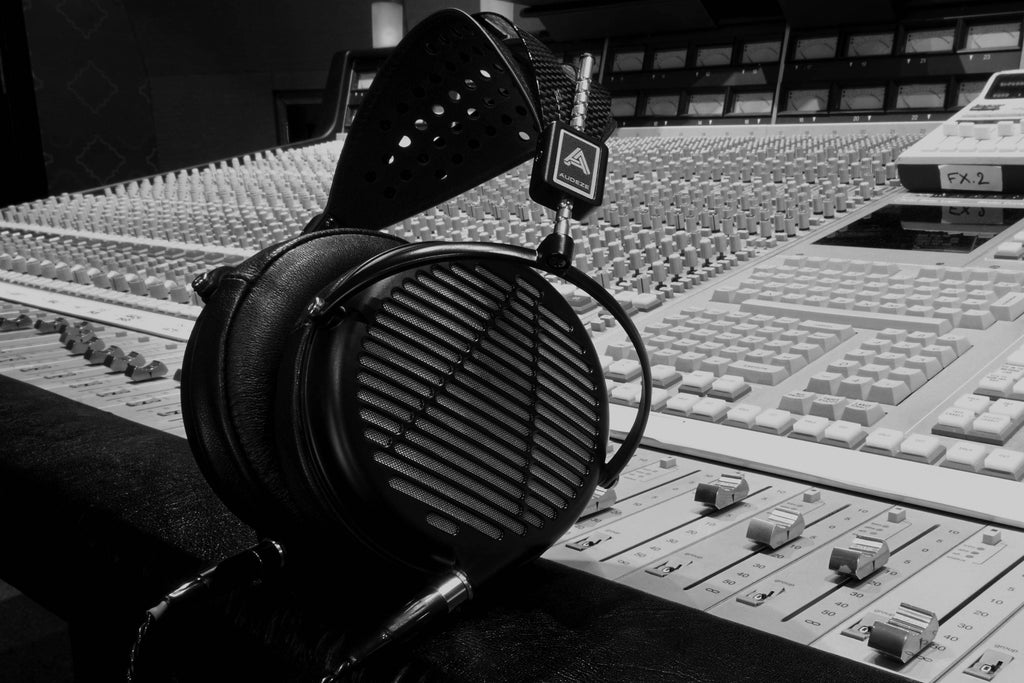 Audeze LCD-MX4 Planar Magnetic Over-ear Headphones | SKY By Gramophone